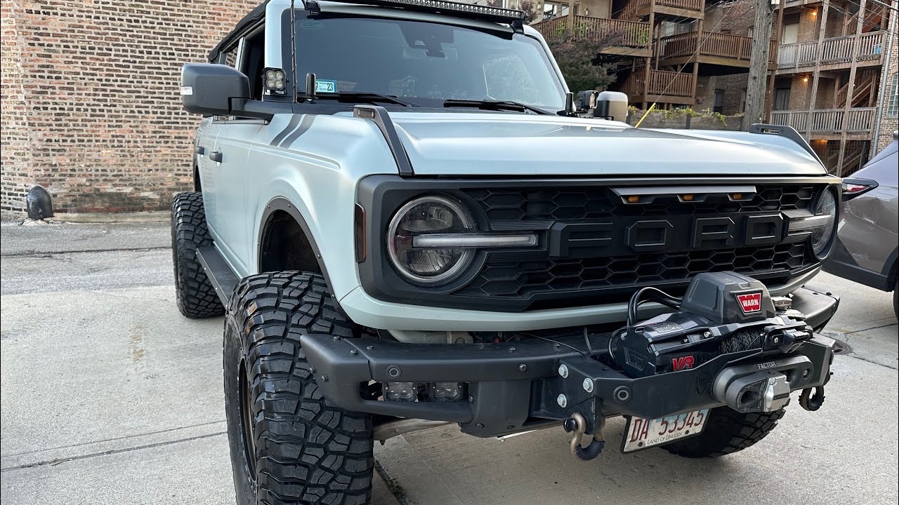 Bronco Rough Country Fender Deletes - YouTube