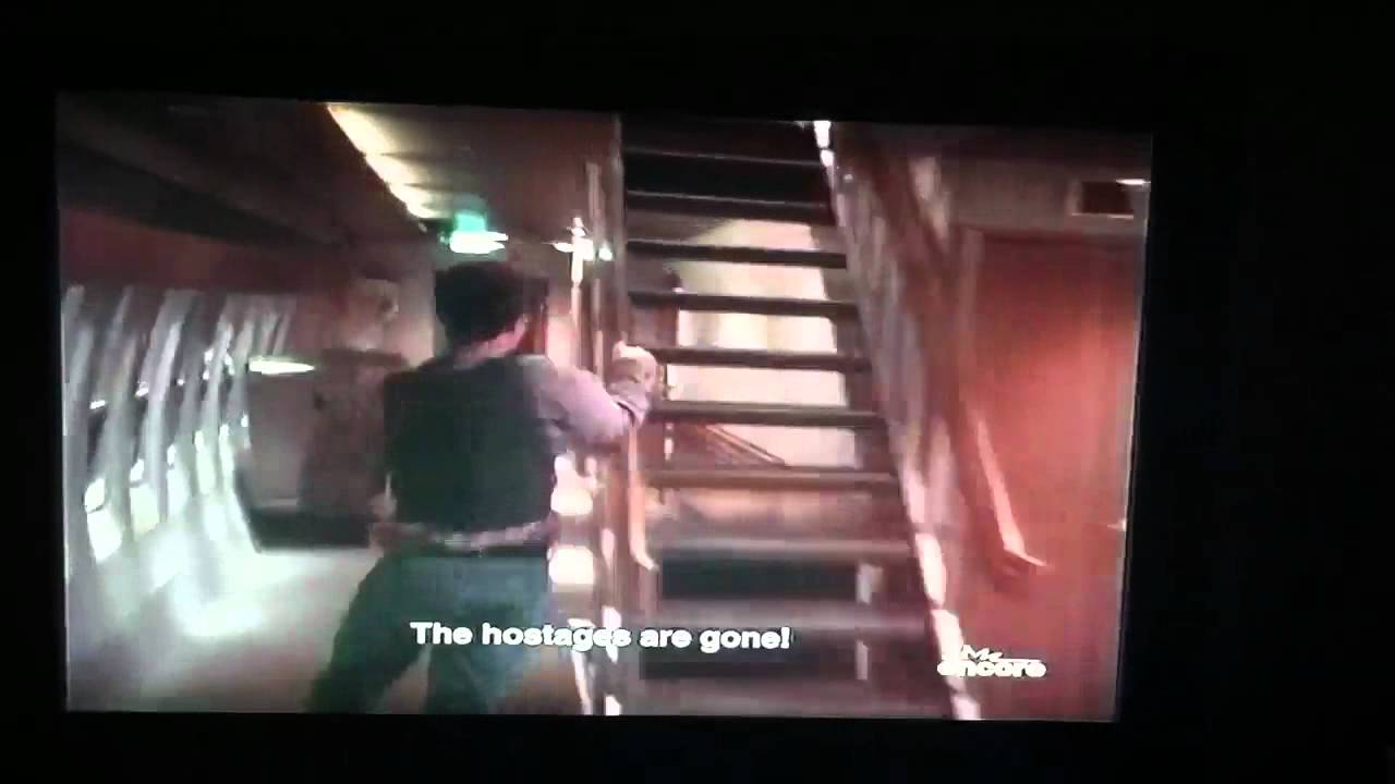 Air Force One Parachute Scene - YouTube