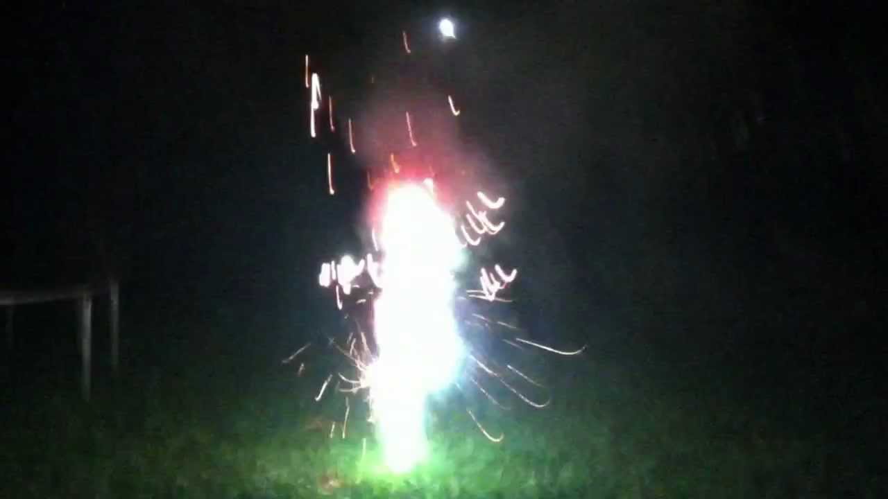 Peacock Fountain Firework - YouTube