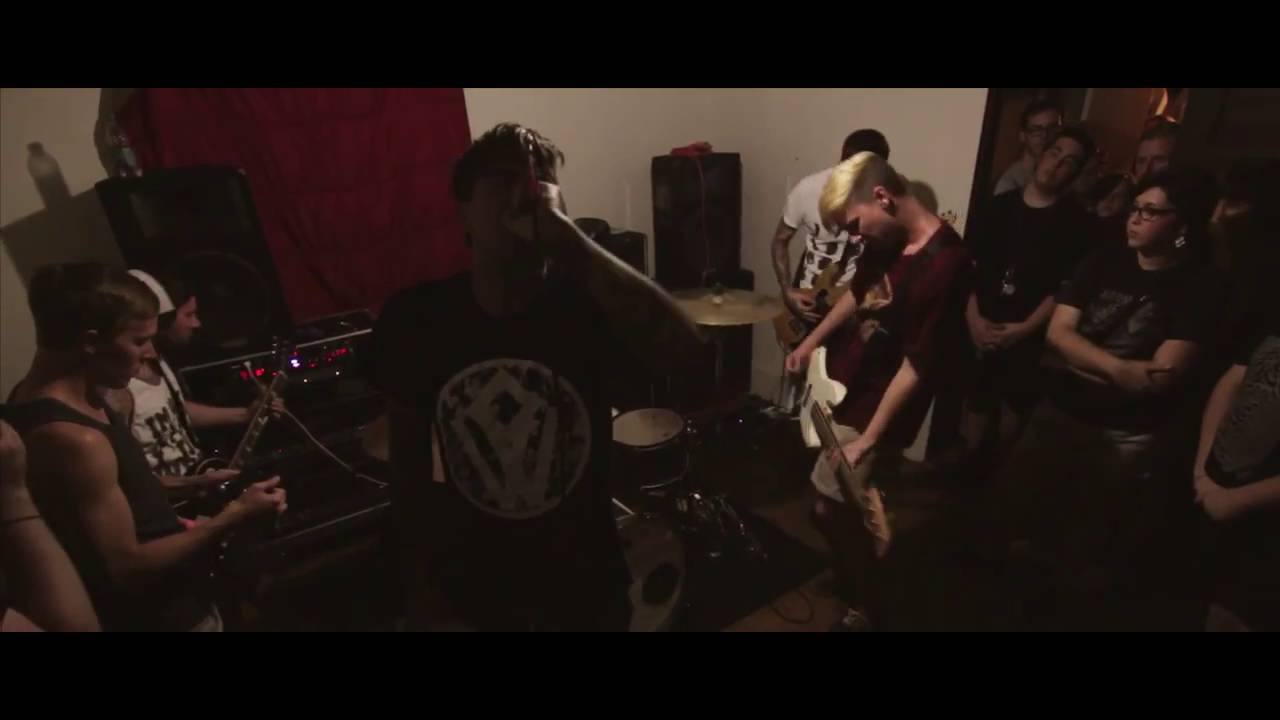 Capsize - Unwanted [Live at Valdosta, GA 2013] - YouTube