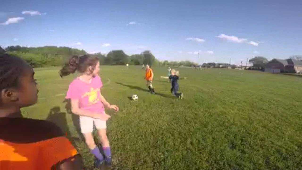 U10 Girls Soccer Practice - YouTube