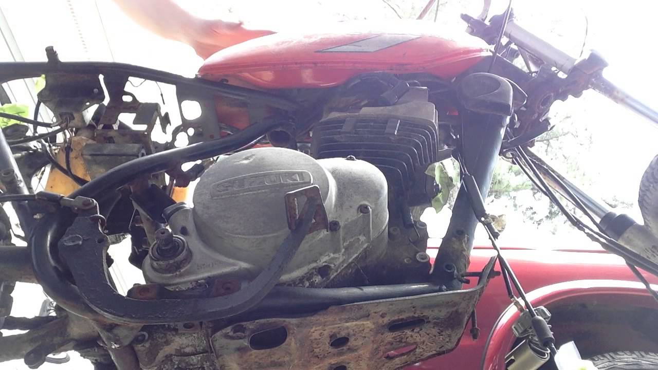 Removing a TS 185 Suzuki Engine - YouTube