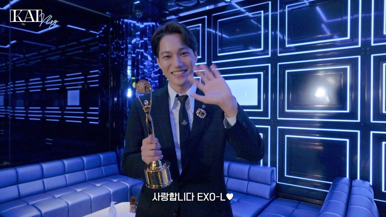 [KAI Vlog] 종인이의 스케줄 요모조모👀(KPOP. FLEX/EXO-L JAPAN 회지 촬영/청룡 시리즈 어워즈 ...
