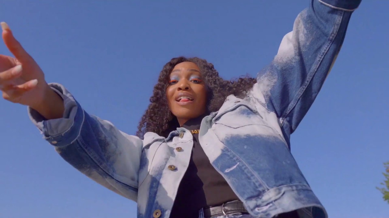 R.A.E - WHO IS SHE (OFFICIAL MUSIC VIDEO) - YouTube