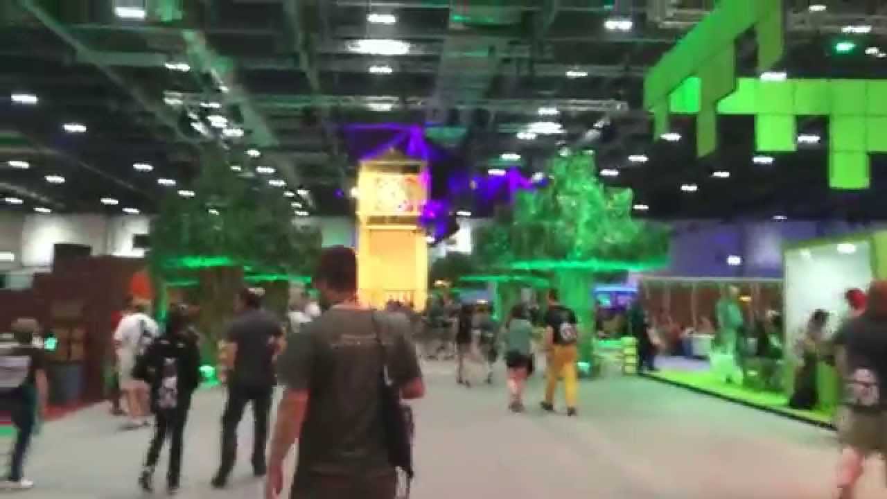 London 2015 || Day THREE: Minecon Begins! - YouTube