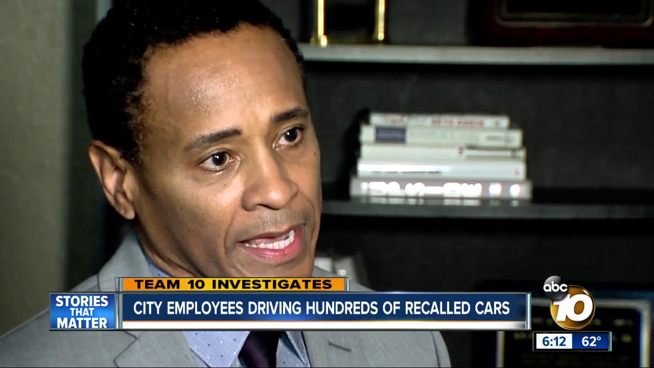 TEAM 10: City employees driving hundreds of recalled cars - YouTube