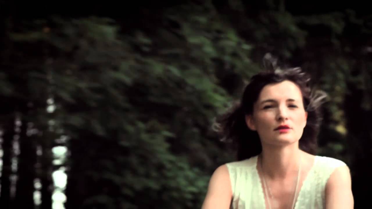 Myra Lee, The Flame in the Eye - YouTube