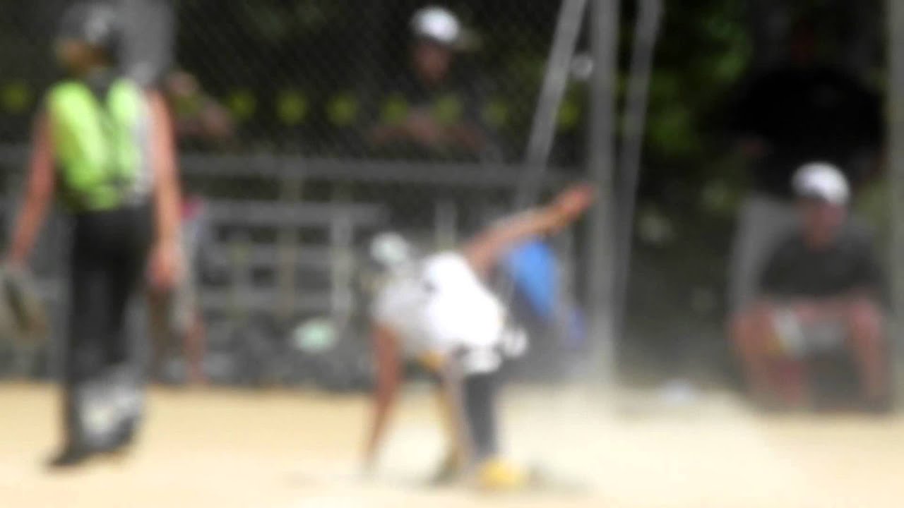 USSSA Maryland 12-under B softball finals: Parkville Thunder/Maryland Express 6-26-2011 - YouTube
