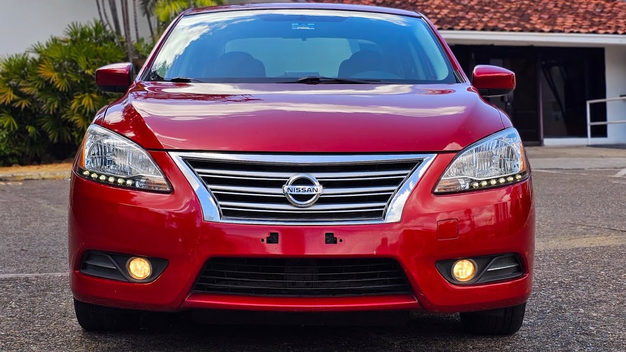 Nissan Sentra B17 Bueno, Bonito, Barato y Práctico - YouTube