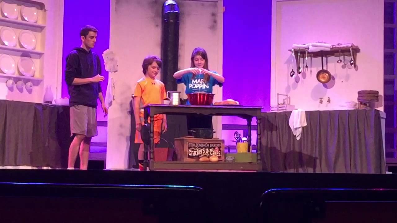 McKenna Stoffer as Jane Banks - Mary Poppins Rehearsal - Sp - YouTube