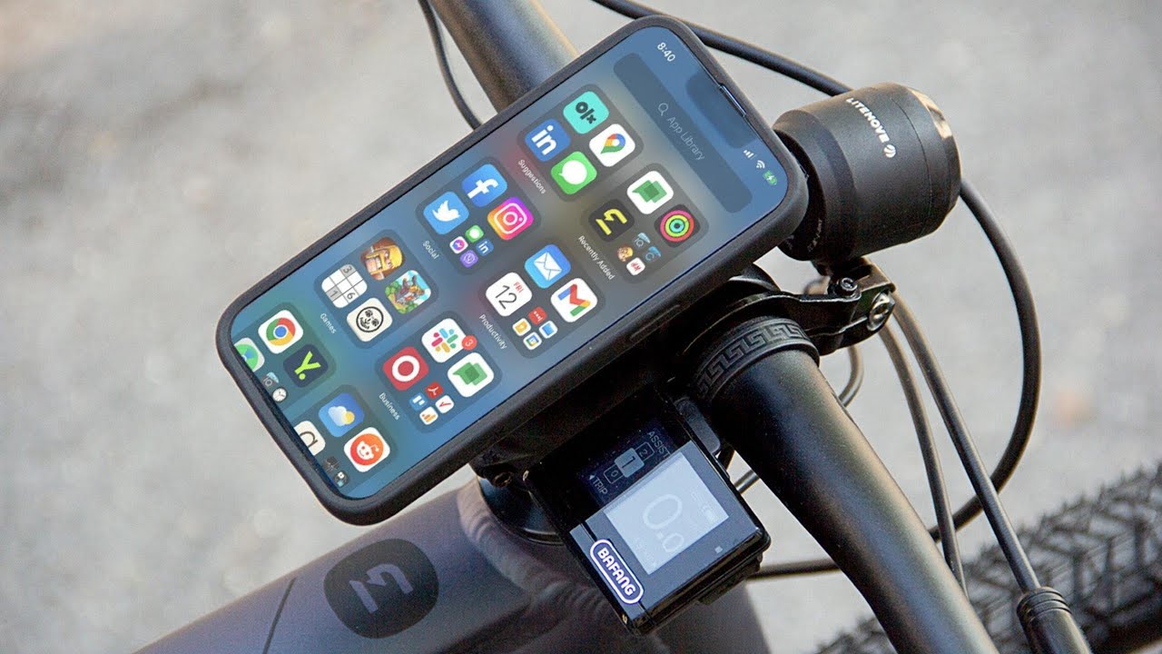 Quad Lock mounting an Iphone on Econic One Bandit - YouTube