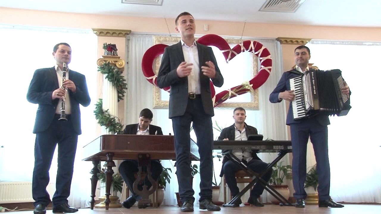 Adrian Prodan - Stringe omul ca furnica - YouTube