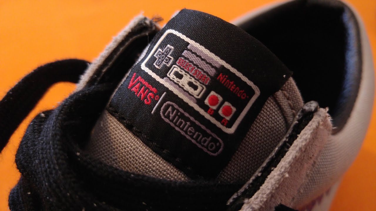 Unboxing: Vans Nintendo Old Skool Shoes - YouTube