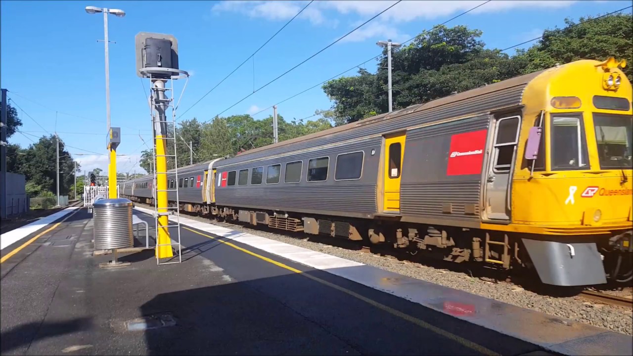 Queensland Rail: Trains at Toombul - YouTube