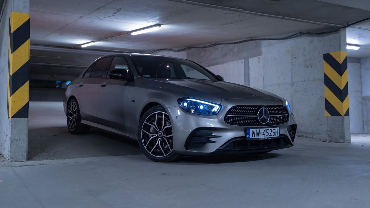 2021 Mercedes-Benz E-Class: dancing lights, interior ambient lights and ...