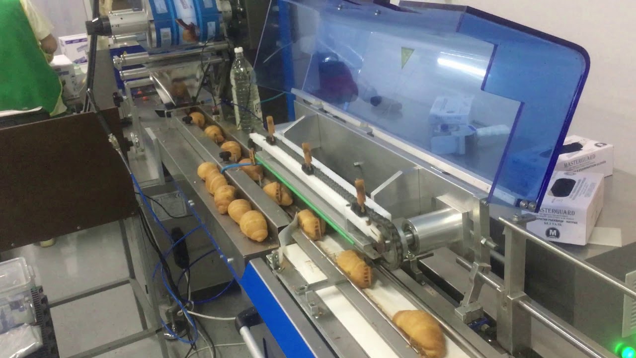KRUVASAN PAKETLEME HATTI / AUTOMATIC CROISSANT PACKING MACHINE - YouTube