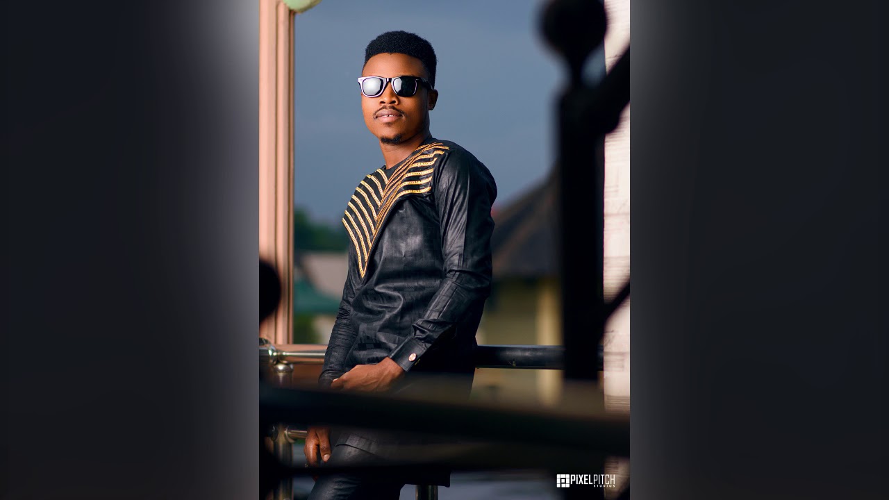 Umar M Shareef - Nidake (official audio) - YouTube