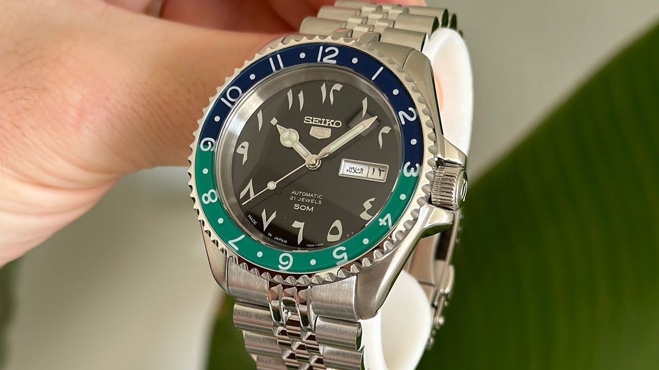 Seiko SNKP21J1 Arabic Dual Time Mod! - YouTube