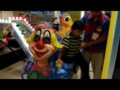 SM City Cebu-Animal Circus Ride - YouTube