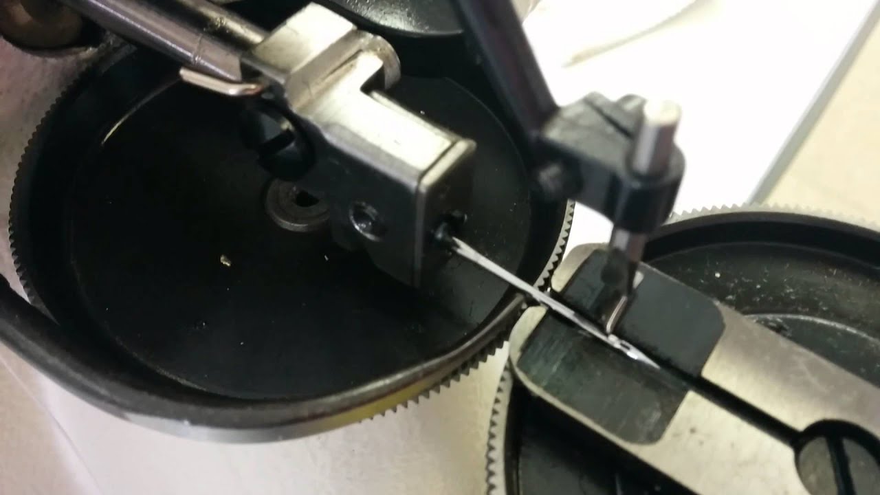 Techsew 202 Fur Sewing Machine - Timing - YouTube