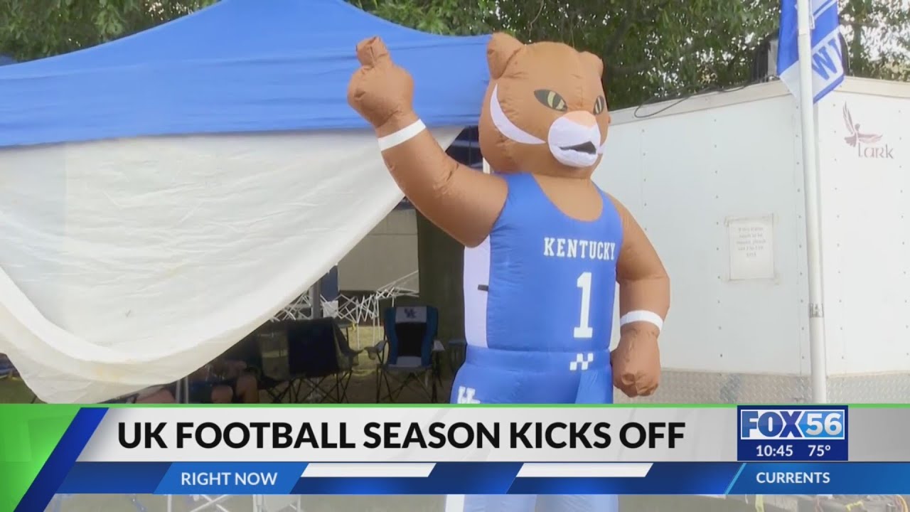 UK fans flock to Kroger Field for first game of the season - YouTube
