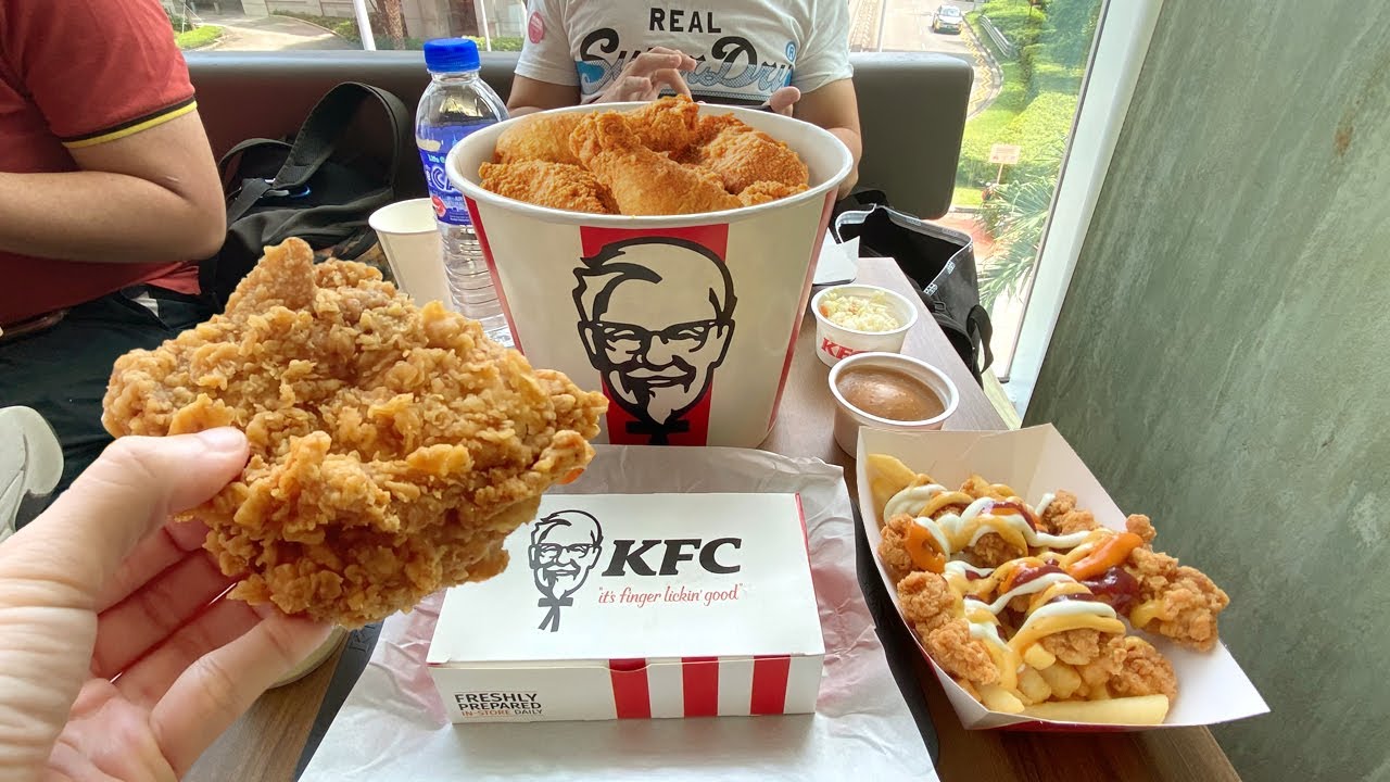 All-You-Can-Eat KFC Fried Chicken Buffet in Singapore - YouTube