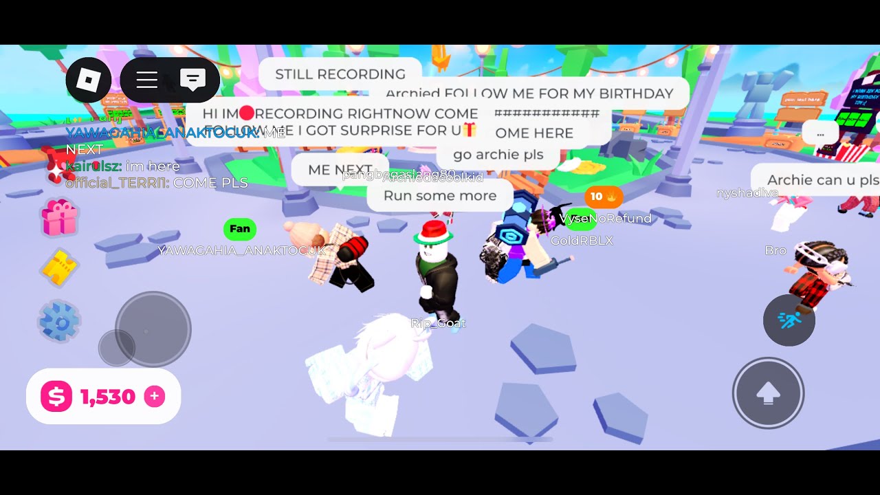 GIVING THOUSANDS OF ROBUX TO RANDOM NOOBS - YouTube