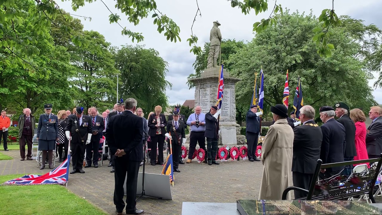 Whitburn Memorial Cairn Service - YouTube