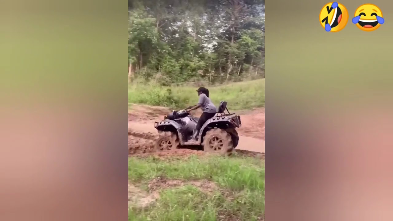 Funny quad bike crash (lol) - YouTube
