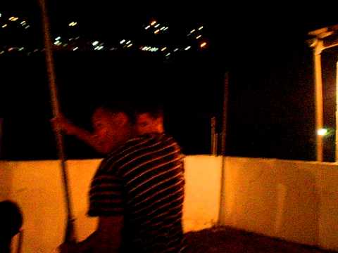 Soltando um Rojão Treme Terra - YouTube