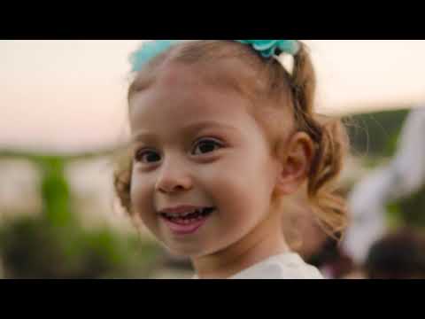 Aile çekimi  (video klip Zhiyun crane 2 ve Sony a6500 ile çekilmiştir)
