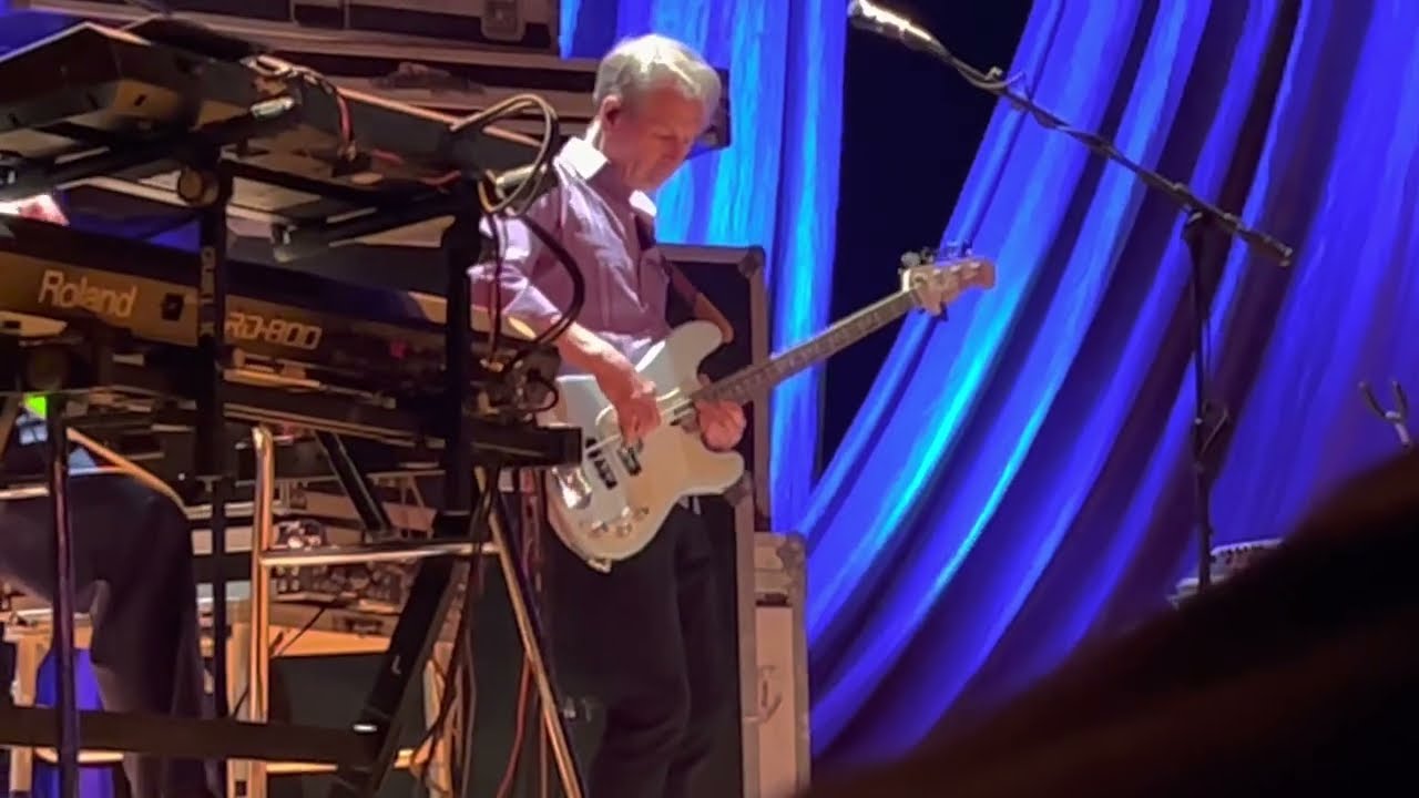 Joe Jackson – Graham Maby's bass @ LA's Orpheum Theater (June 10, 2022 ...