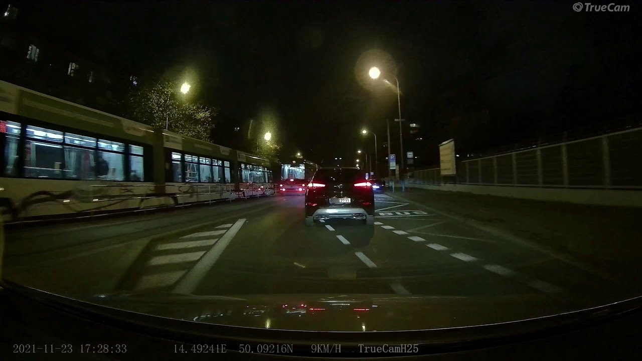 TrueCam H25 GPS 4K - Night footage compilation - YouTube
