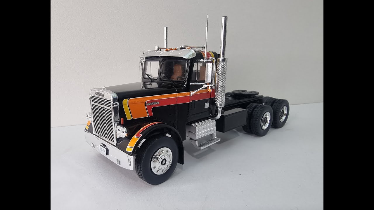 1977 FREIGHTLINER FLC 120 64-T PRIME MOVER MADE BY IXO MODELCARS 1/43 ...