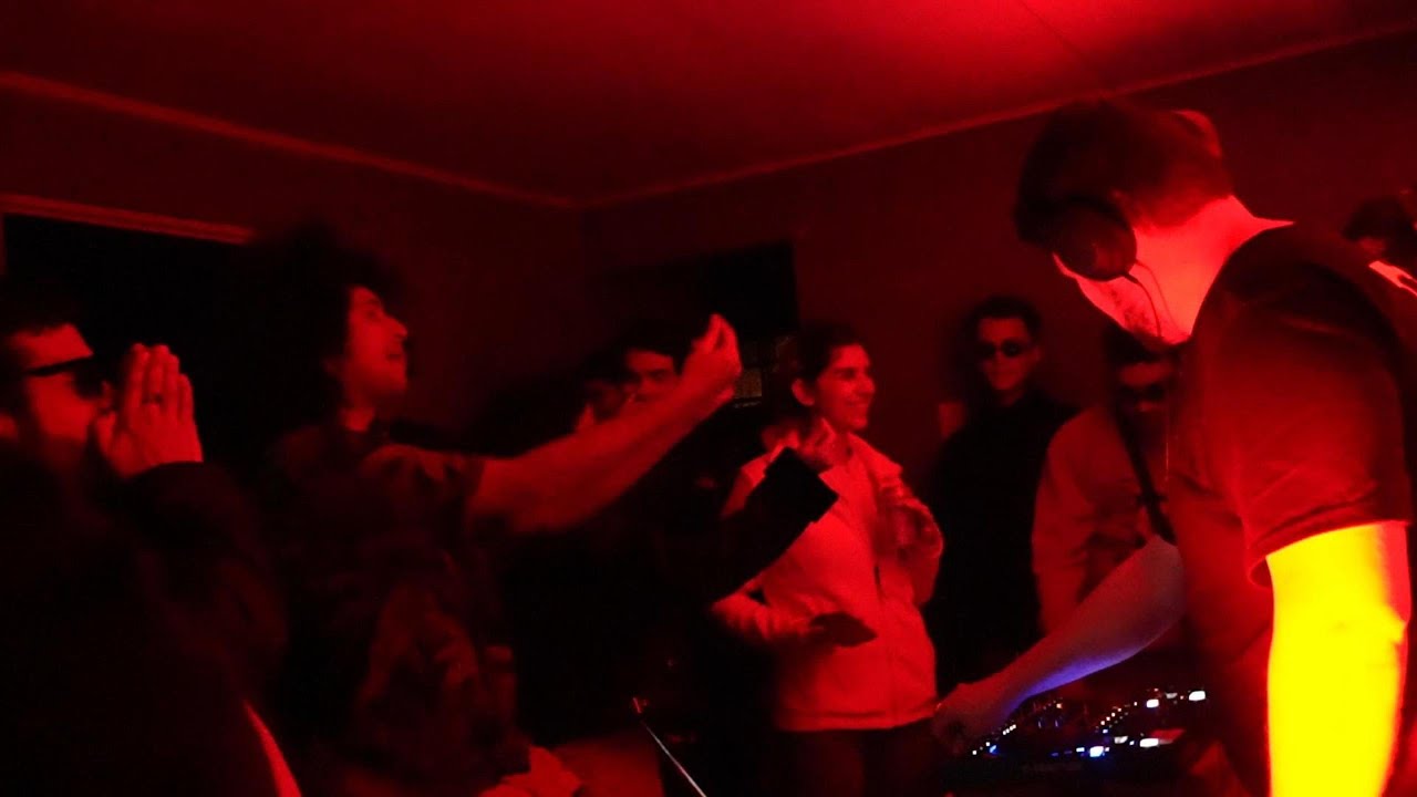 Sunday Party Rave - YouTube