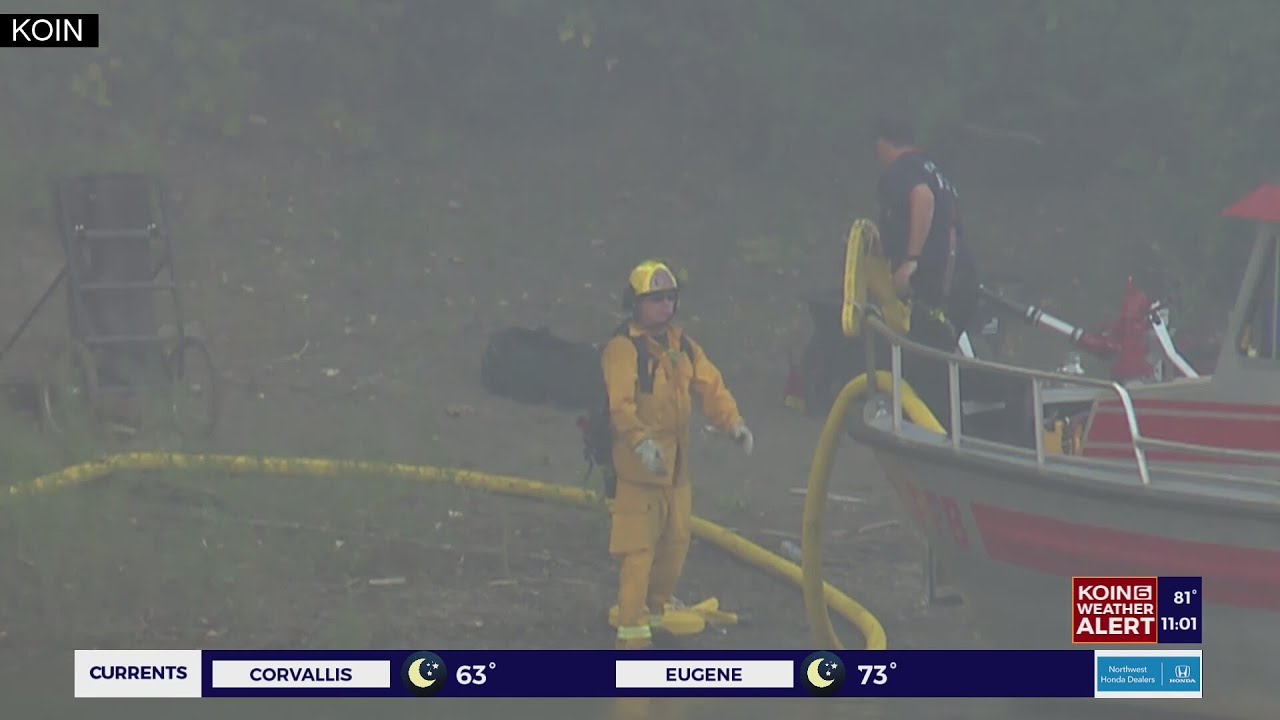 Dark smoke billows on Ross Island due to large fire in abandoned ...