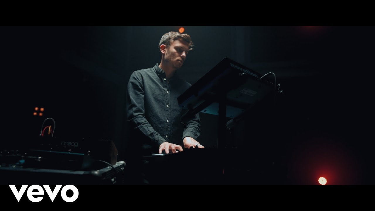 Ed Carlsen - Fastelavn - YouTube Music