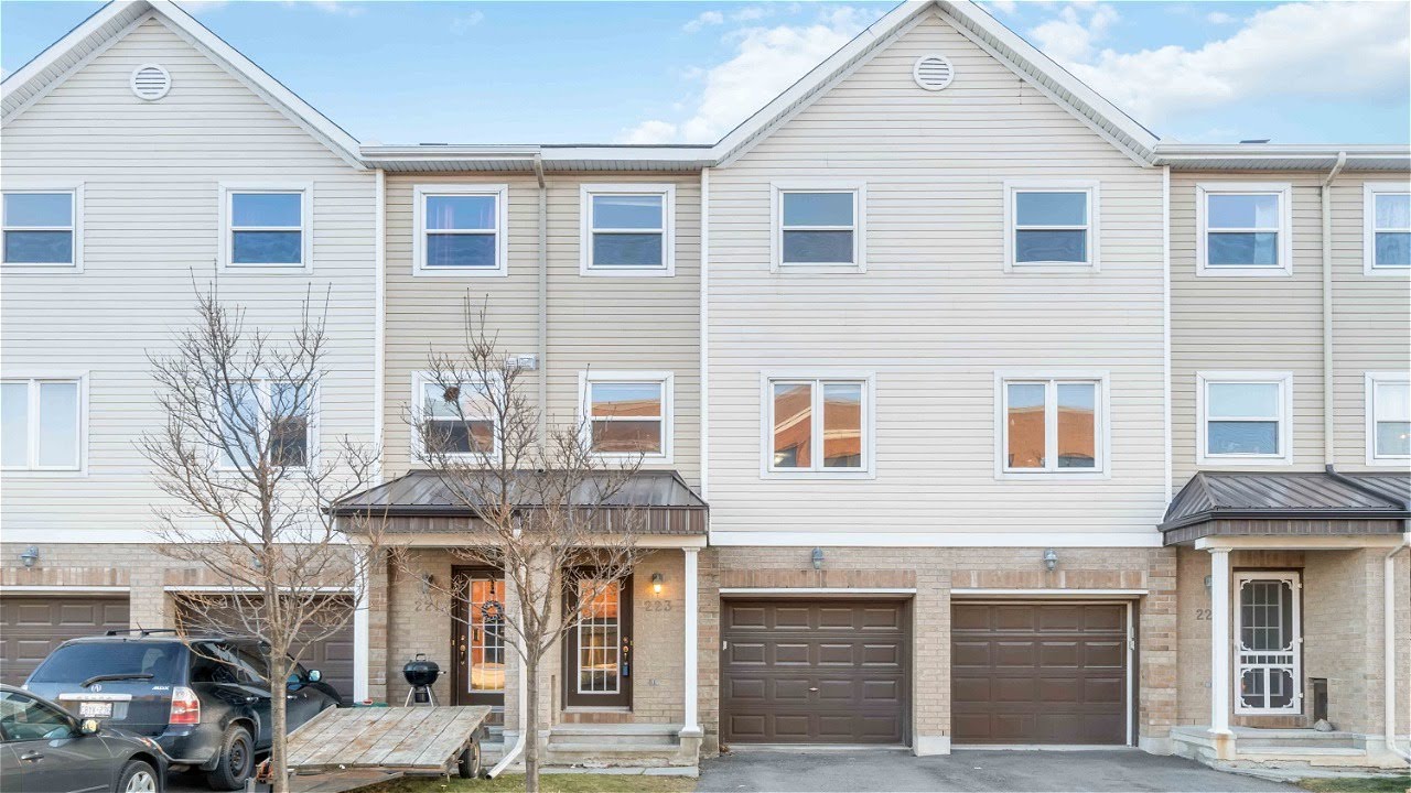 223 Kennevale Drive, Nepean, ON - YouTube