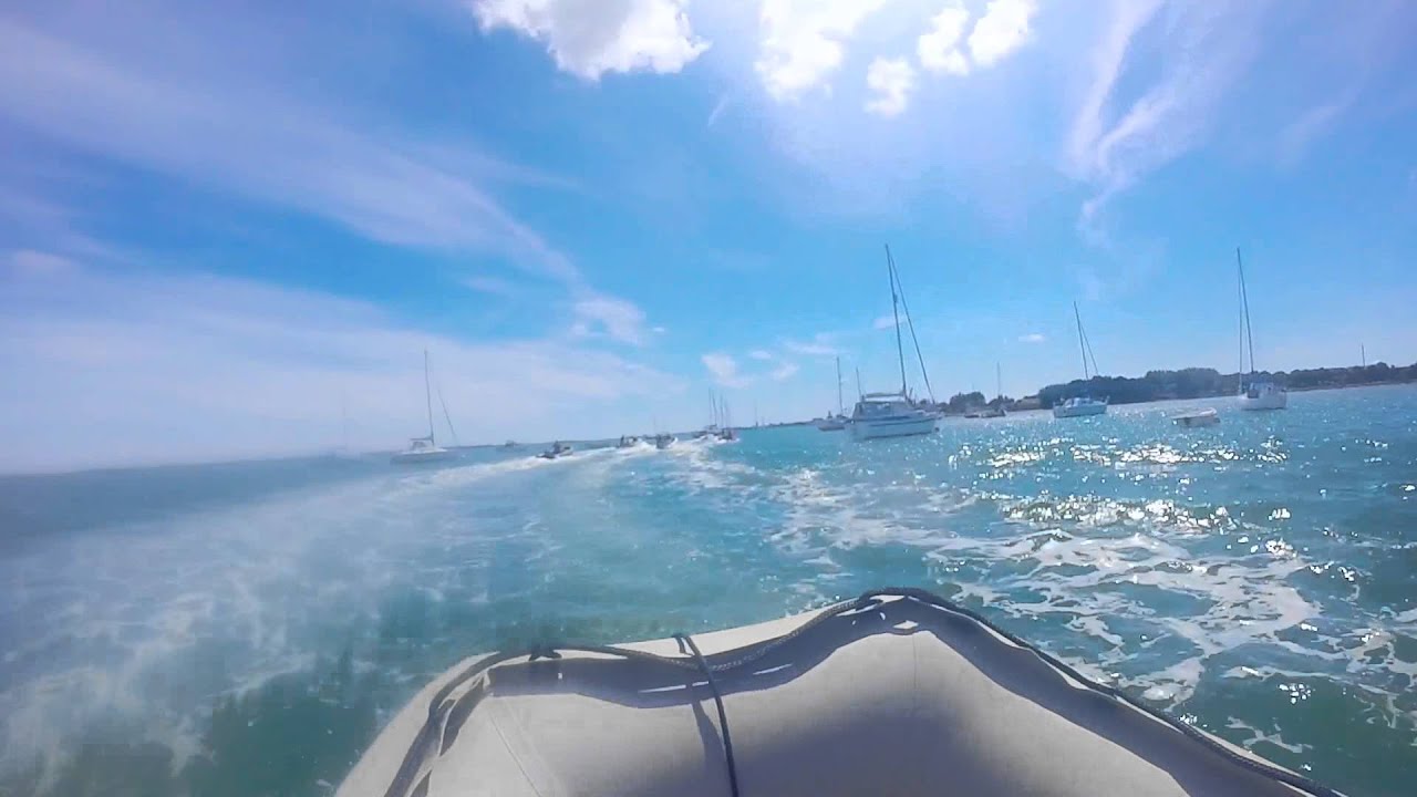 Honwave T35 15hp 2 Stroke Mercury. - YouTube