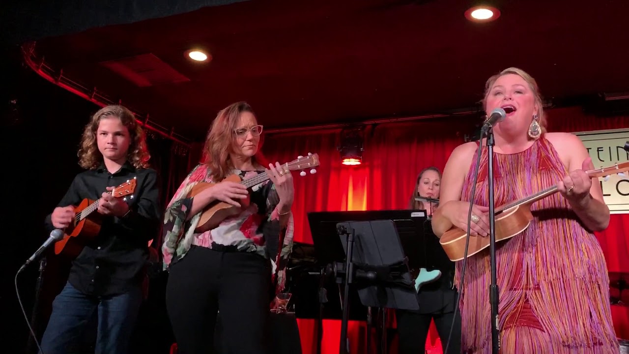 Lisa Donahey - Don't Stop Believin' - YouTube