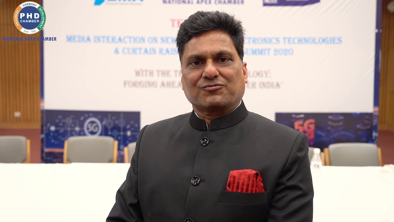 DR D K Aggarwal, President PHDCCI, sharing his views on Curtain Raiser ...