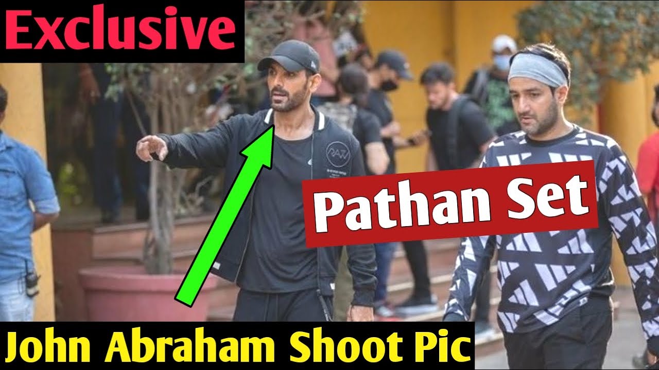 SRK's Pathan Shooting Picture Viral 🔥 John and Siddharth Anand Pic From ...