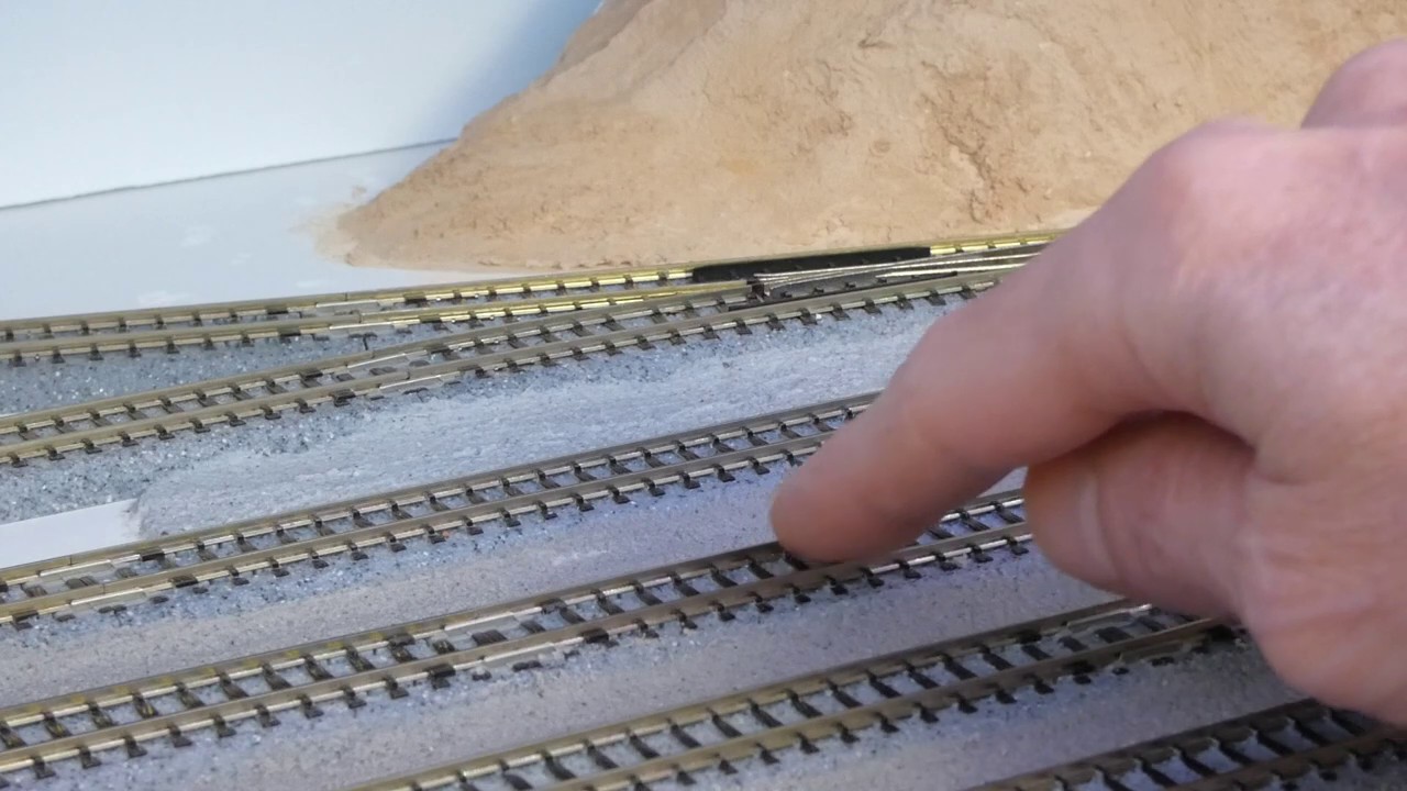 Concrete patch as N scale ballast? What do you think of the experiment ...