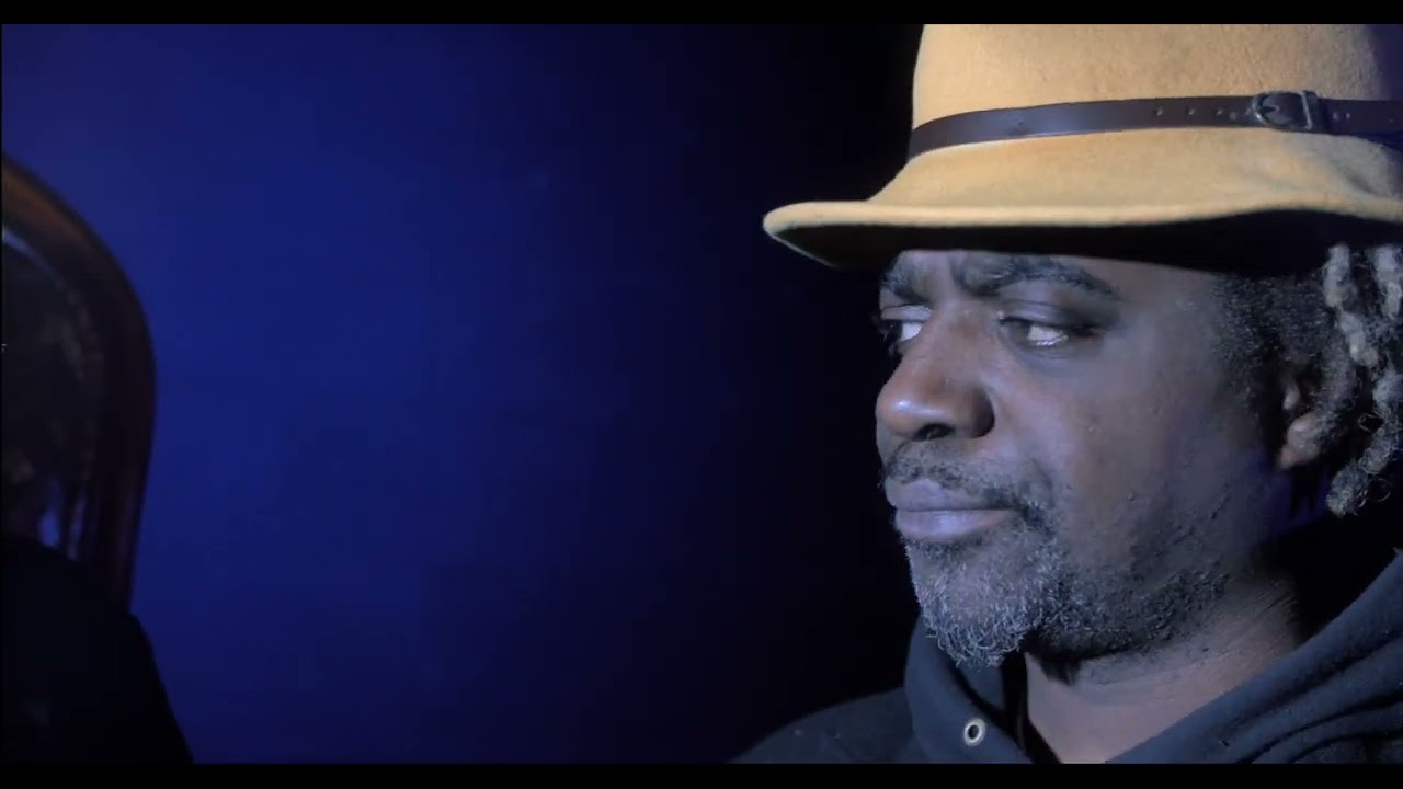 Rédj-Réfugier-(Clip officiel-Rédj) - YouTube