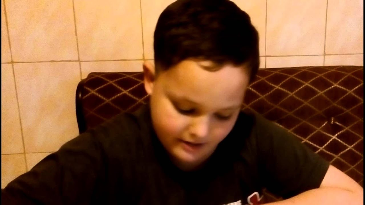 Povestea Palaria Omului- de- Zapada de Iuliu Ratiu - YouTube