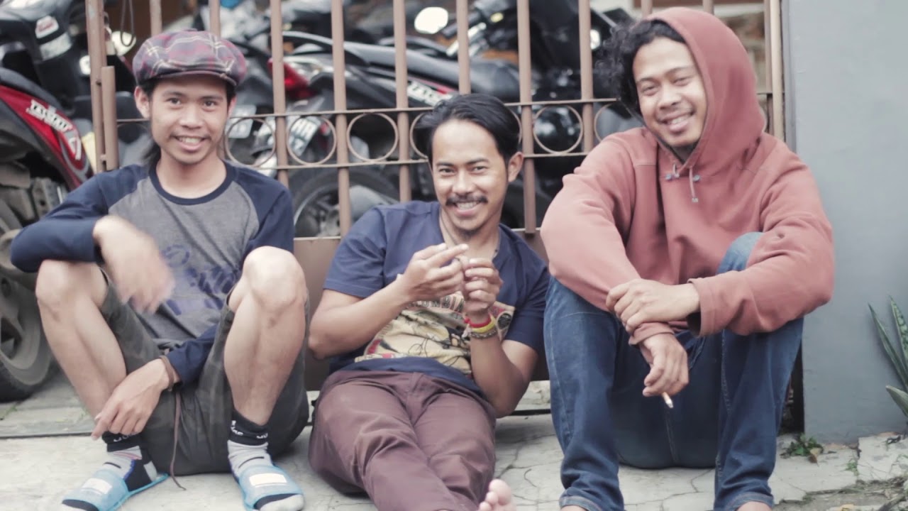 Parahyena - Bersama Taklukan Dunia #cheersfromrocketrockers - YouTube