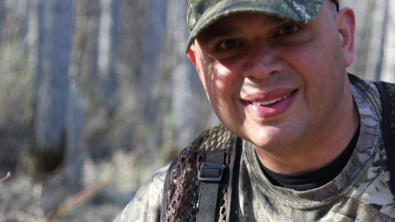 My First Bear Hunt Steve Gloade - YouTube