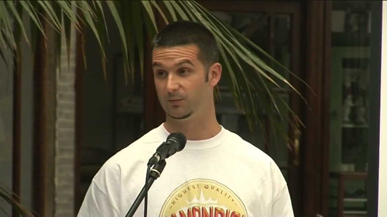 World Renowned Graffiti Artist Askew One talks for Creative Mornings ...