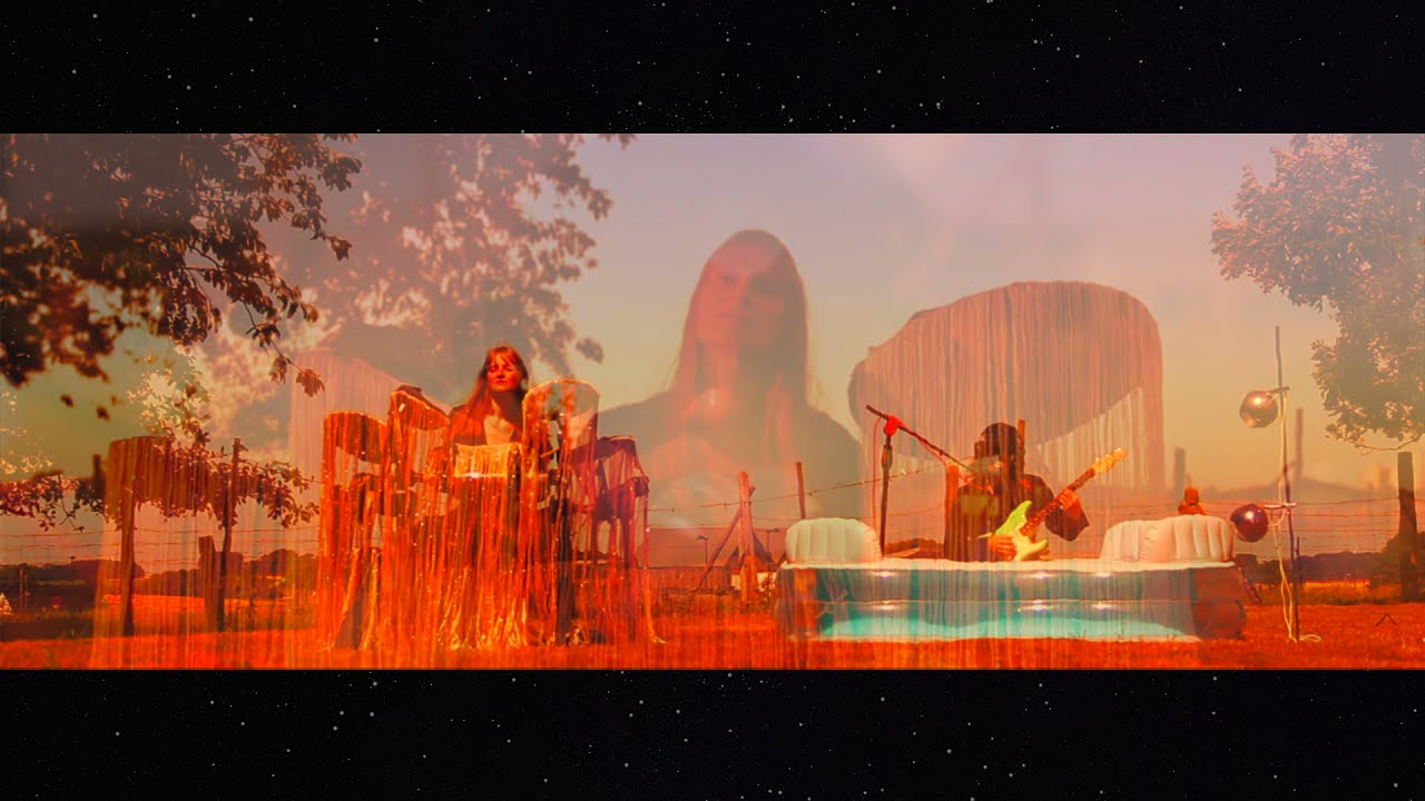 Pan Galactic Garden -- SWIMMING POOL - YouTube