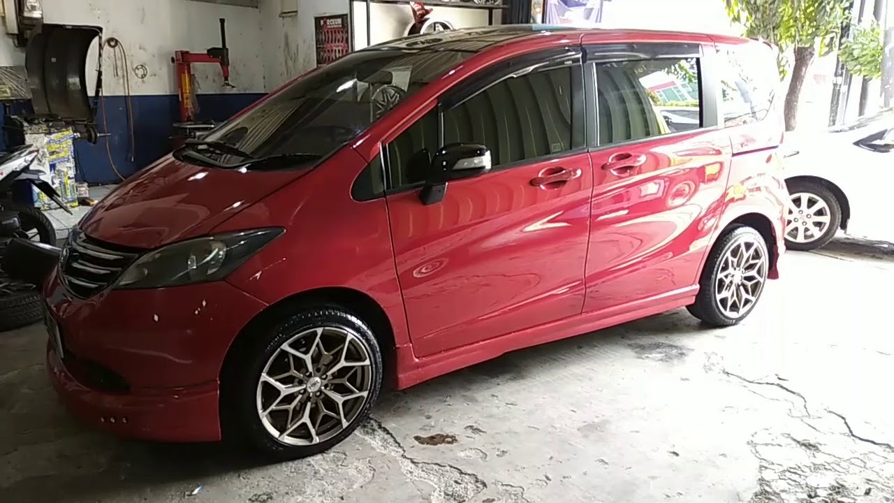 Modifikasi honda freed pakai velg original desain myth 01 hsr ring 17 ...